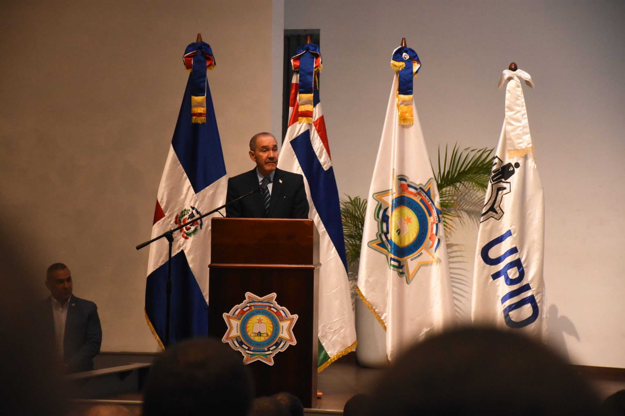 MESCYT, UPID E IPES, entregan certificados a 500 agentes que cursaron ...